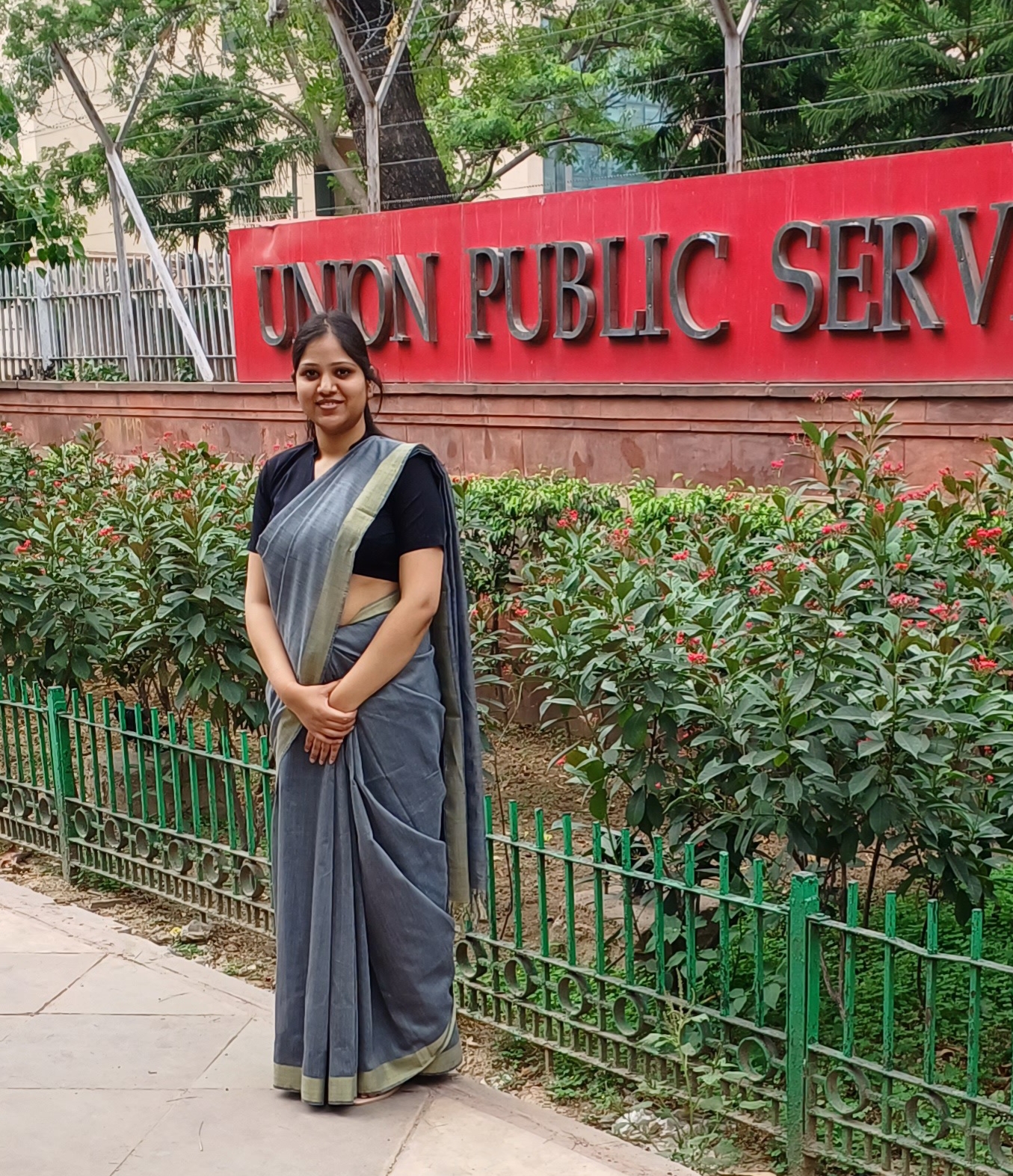 Nidhi Goyal, AIR-202 CSE-22 GS-3 107 Marks - DecodeCivils by Mudit Jain